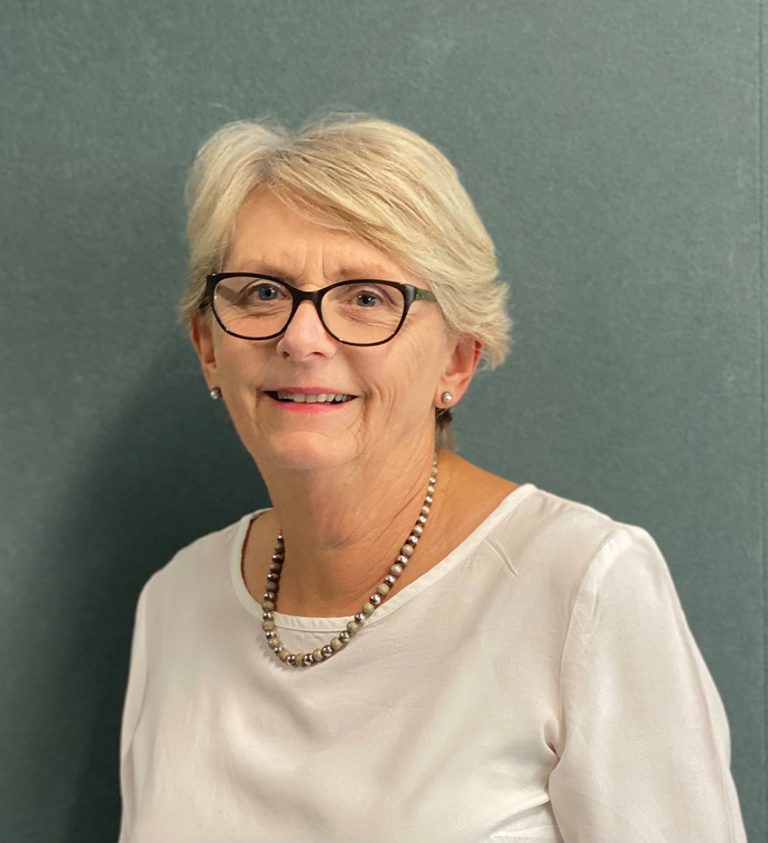 Leaders in Focus: Prof Cindy Margaret Farquhar – O&G Magazine